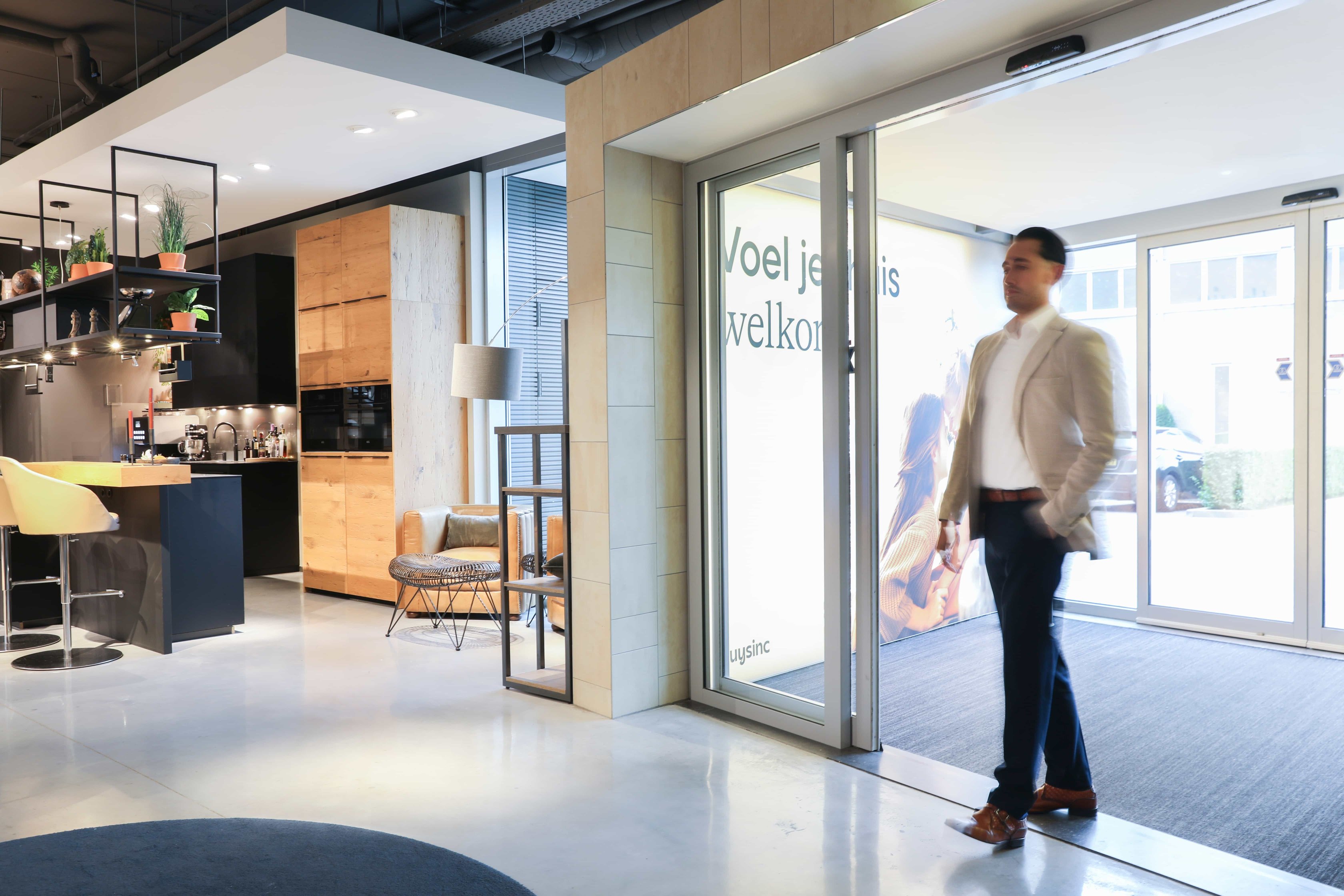 Een showroom vol inspiratie | Huysinc keukens, badkamers & tegels